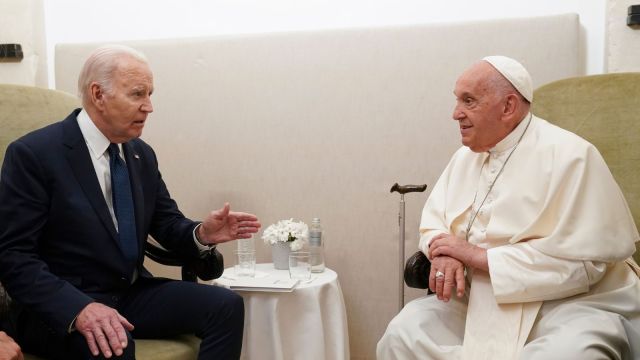 Biden honors Pope Francis with the Presidential Medal of Freedom | World News - The Indian Express