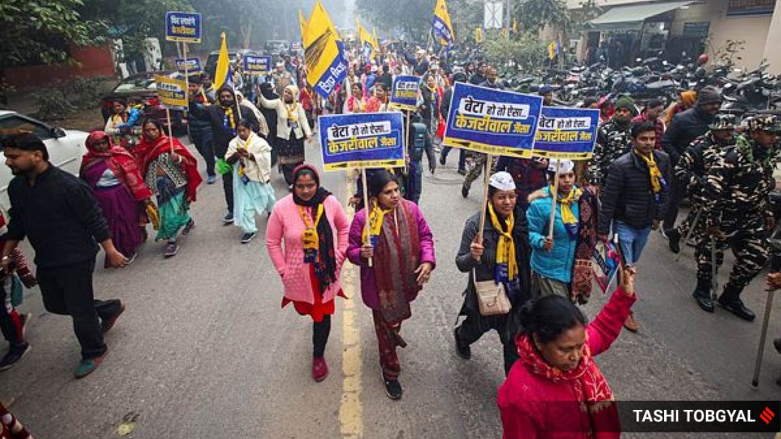 AAP’s Delhi Manifesto: Kejriwal unveils 15 guarantees, says six ‘revdis ...