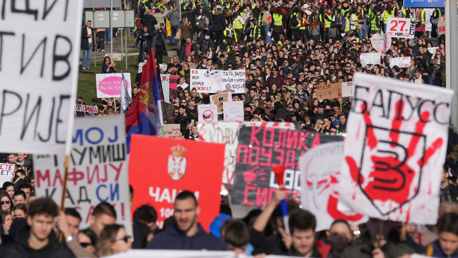 In pictures: Serbian farmers join students in 24-hour traffic blockade ...