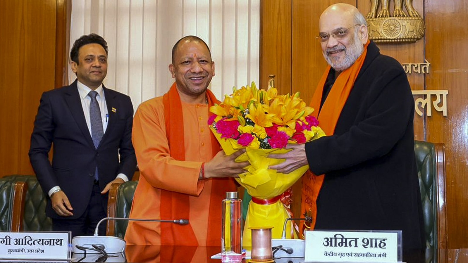 Ensure 100% implementation of 3 criminal laws in UP: Amit Shah to Yogi Adityanath | India News ...