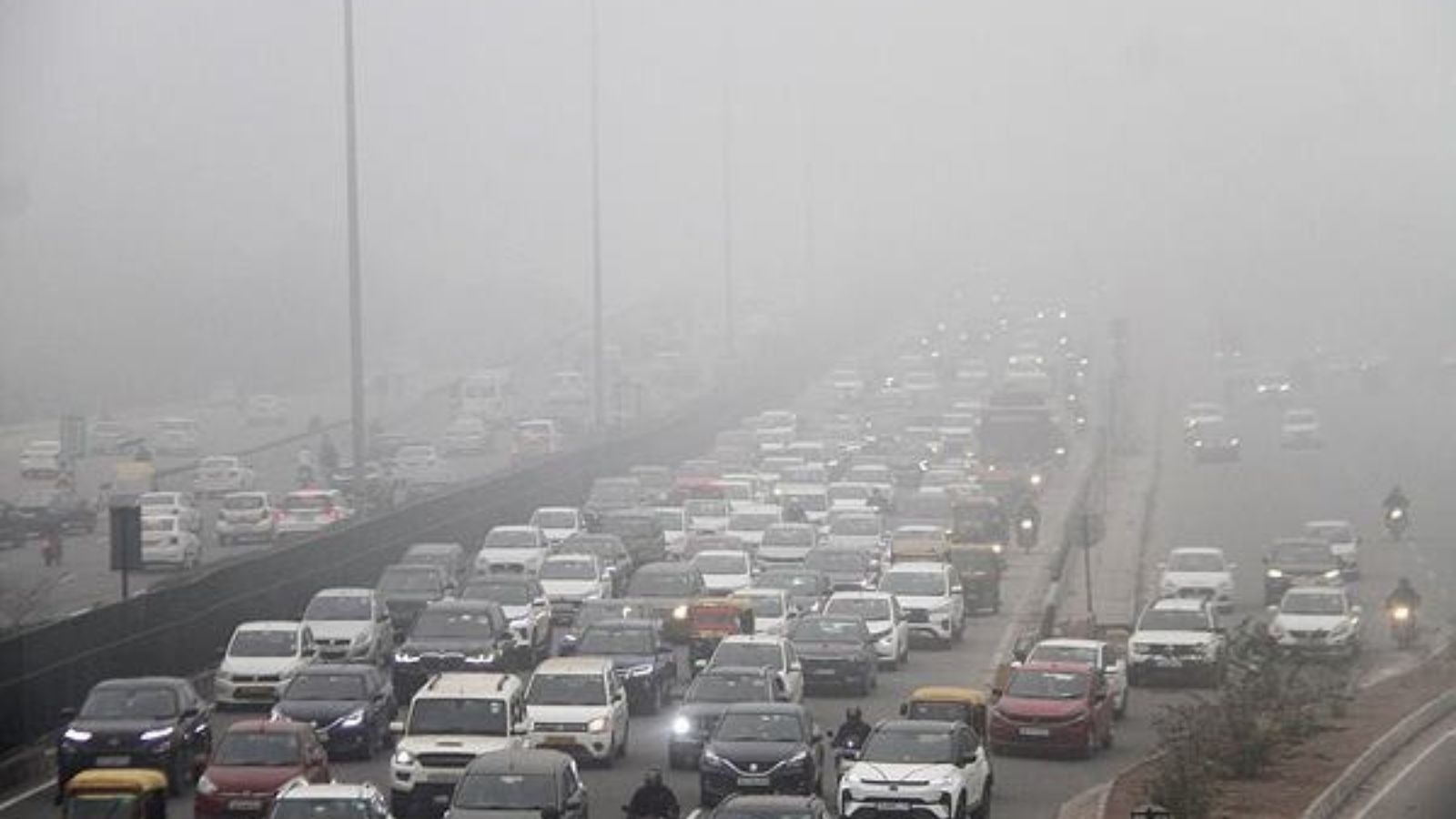 Delhi News Live Updates: Noida schools up to Class 8 to remain shut ...