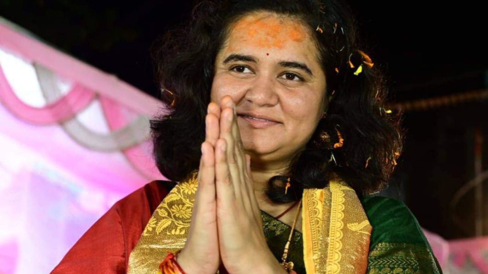 On streets of Kalkaji, woman who climbed Mt Everest helps Cong ...