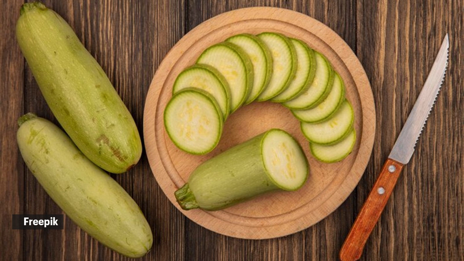 Should you eat lauki with or without the peel? | Health News - The ...