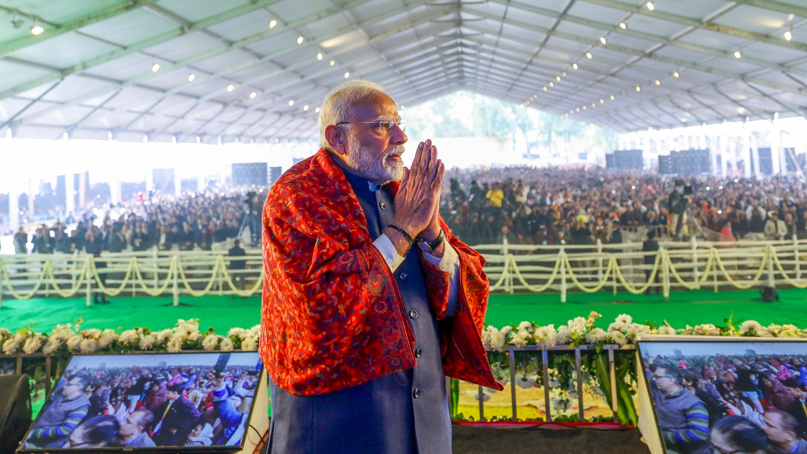 A Pakistani artist reimagines her relationship with shame and bodies ...