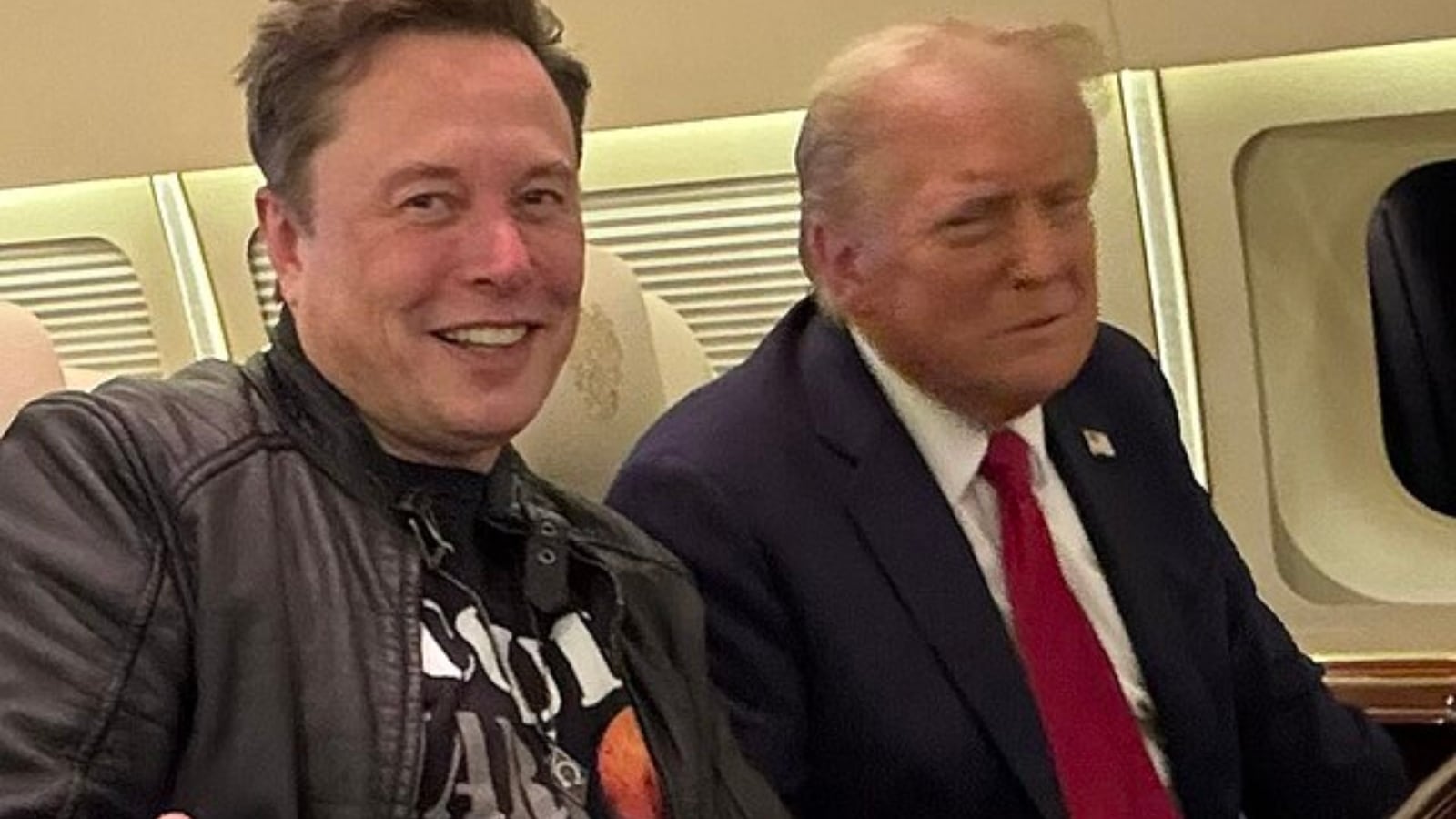 AI video of Donald Trump licking Elon Musk’s feet plays in federal ...