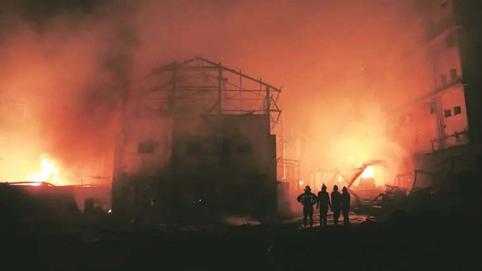 Fire breaks out at loud speaker factory in Pune, no casualties | Pune ...