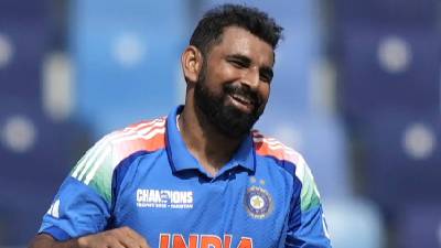 Why light weights can help build and tone your muscles even better ...