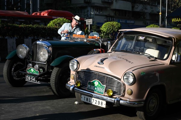 Vintage car rally kicks off: 101-year-old Bentley among some of the ...