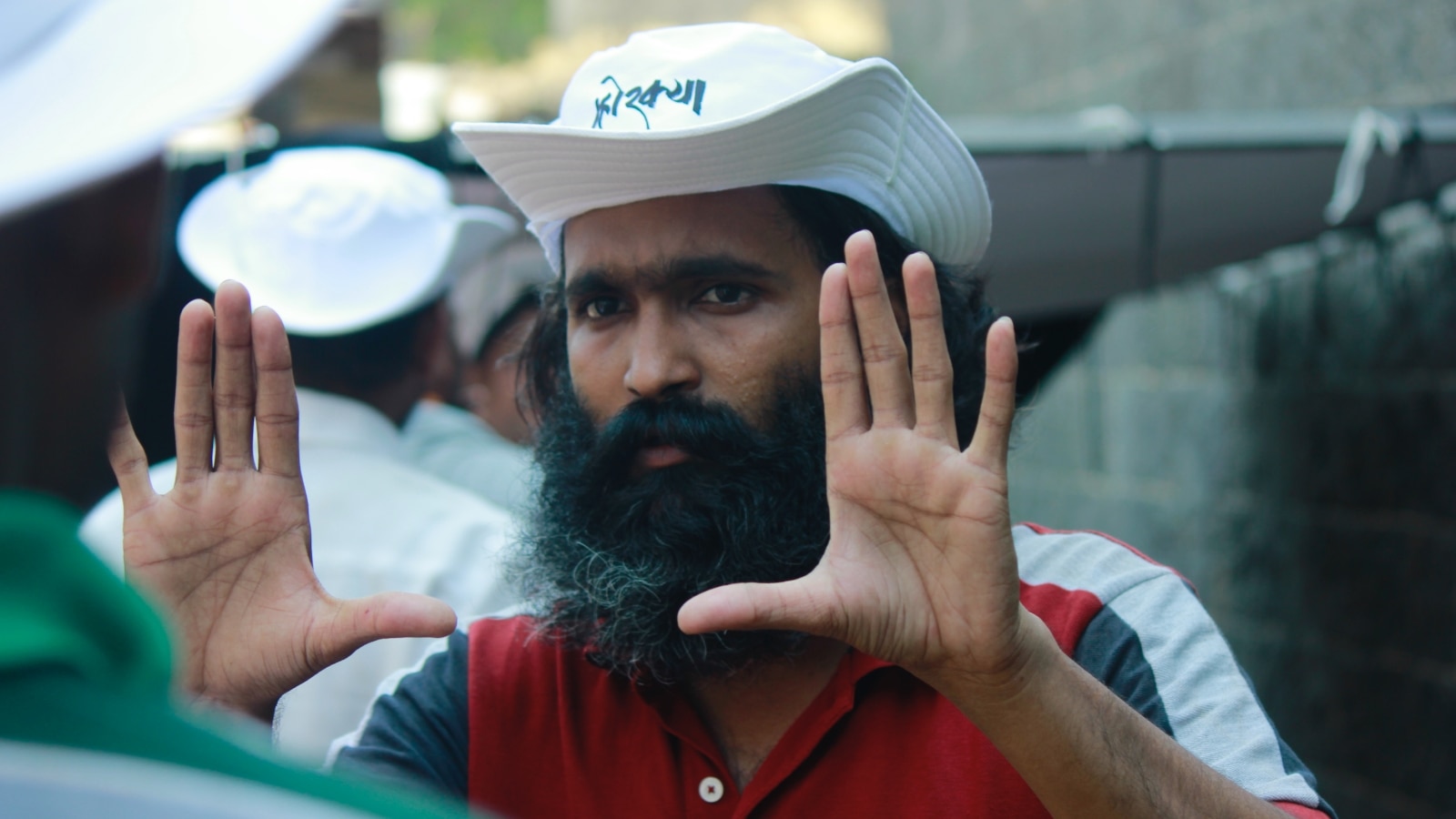 In new web series ‘Aks’, award-winning filmmaker Amar Deokar delves ...