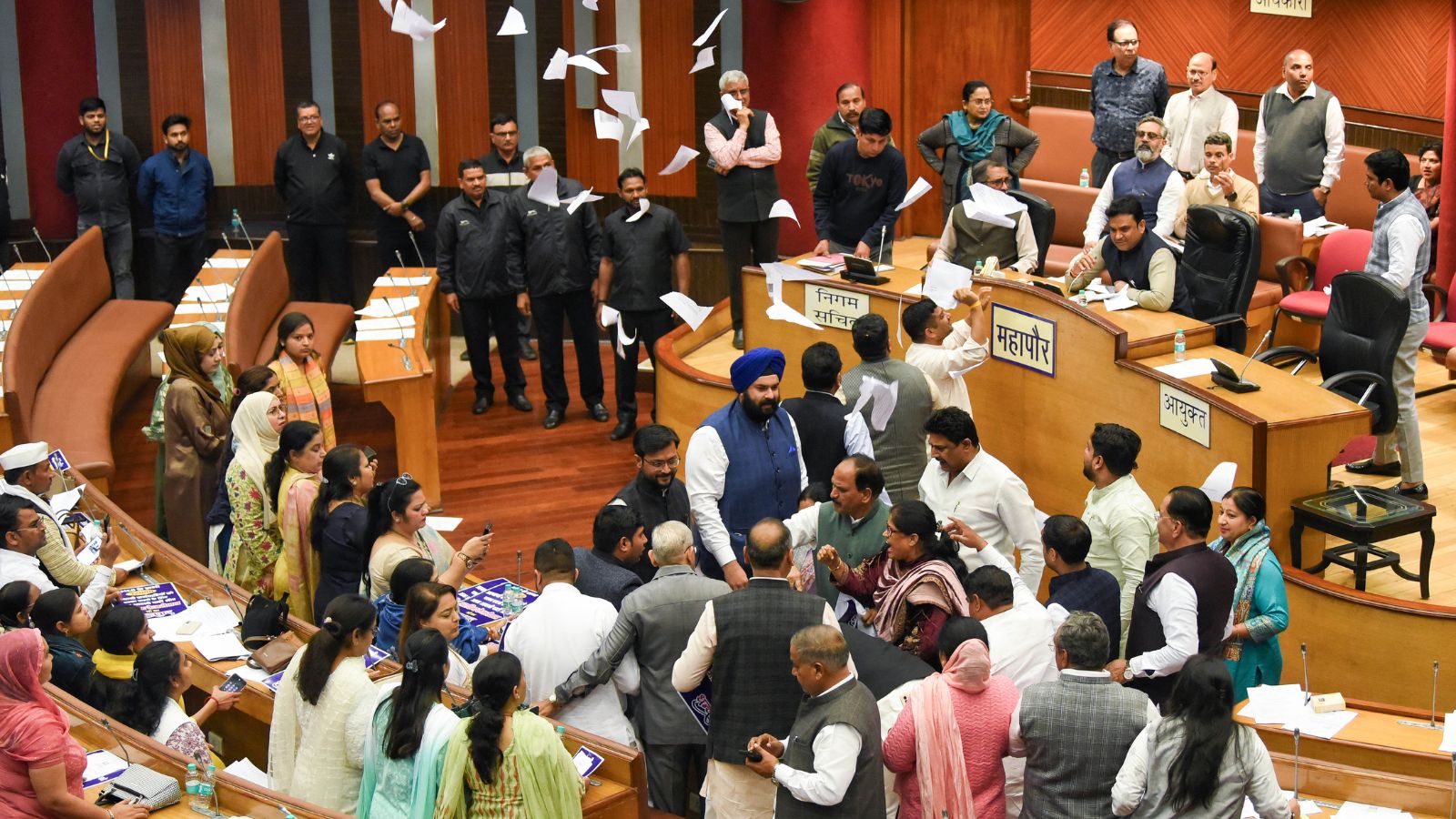 Amid chaos at MCD House, Mayor claims agenda items passed | Delhi News ...