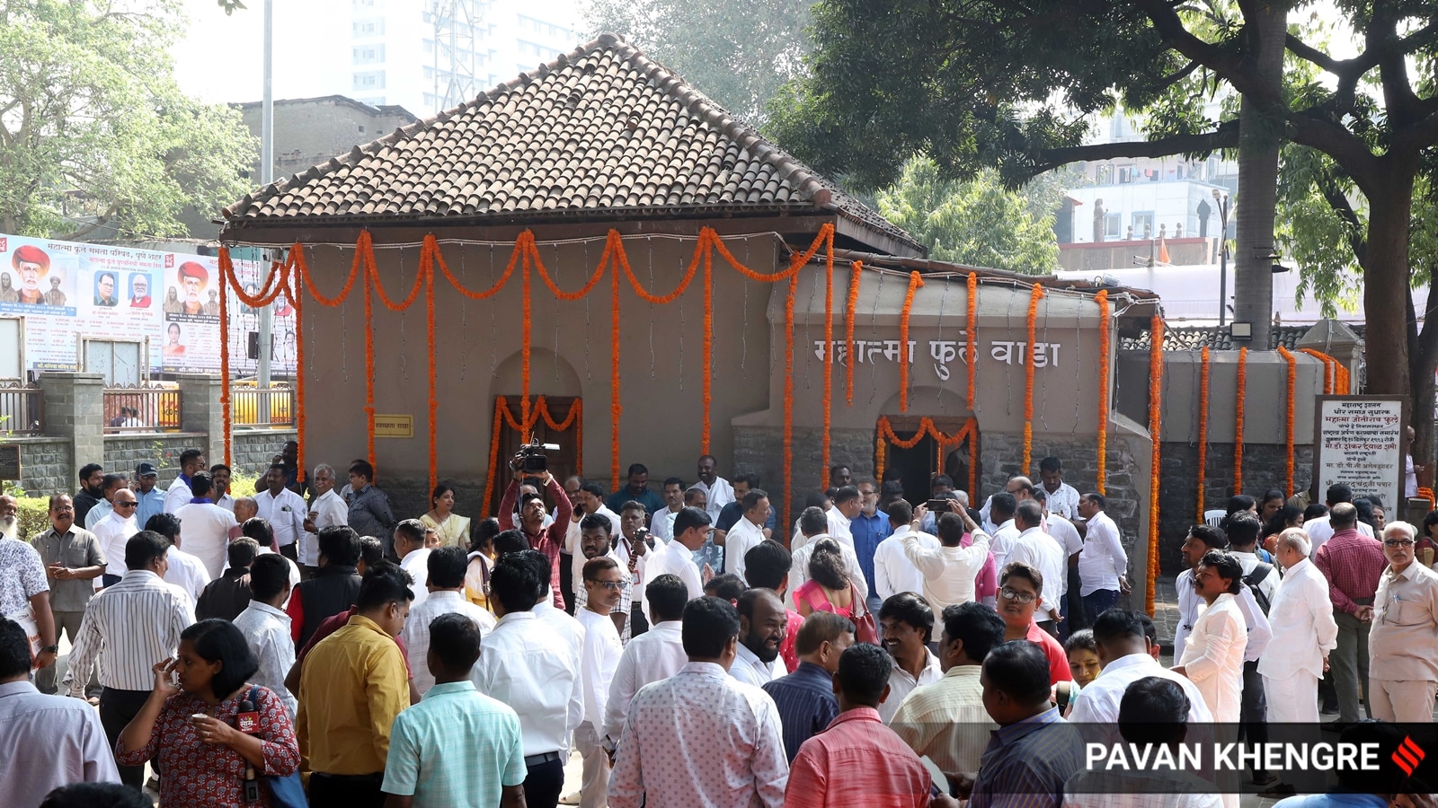 Expansion of Phule couple memorial: Pune civic body to acquire 91 ...