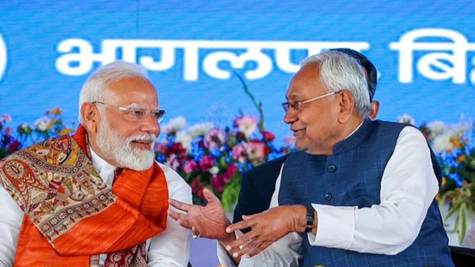 ‘Jungleraj waale’ badmouthing Maha Kumbh: PM Modi takes aim at Lalu ...