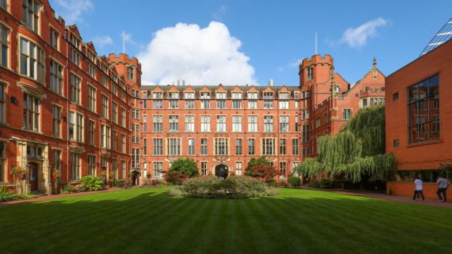 Sheffield University’s management school offers MBA scholarships for ...
