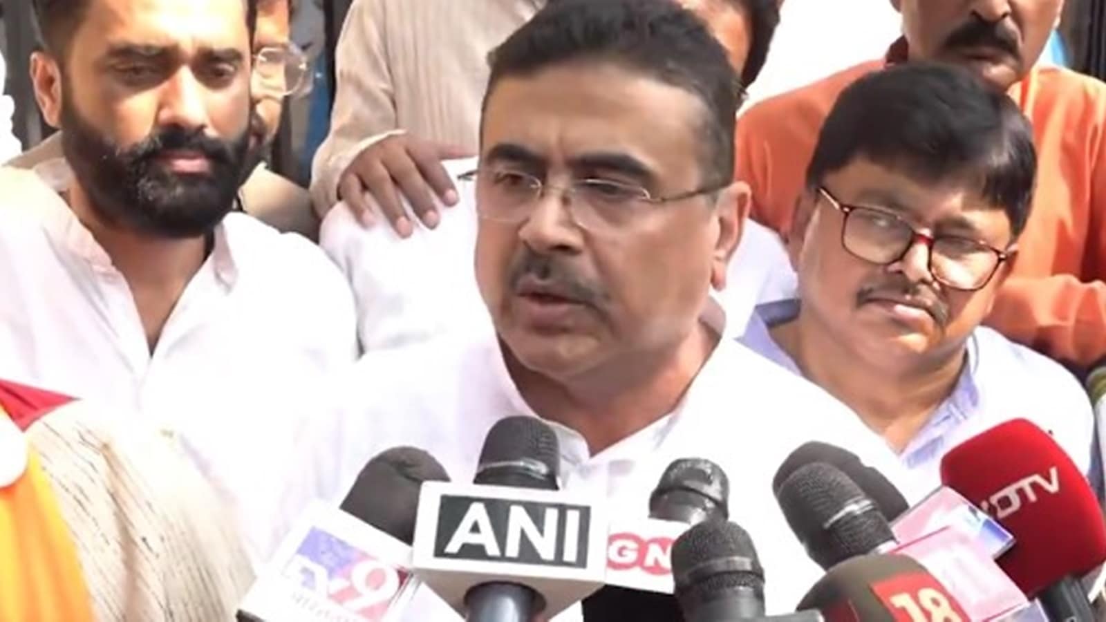 Four BJP MLAs, including LoP Suvendu Adhikari, suspended from West ... Four BJP MLAs, including LoP Suvendu Adhikari, suspended from West ...