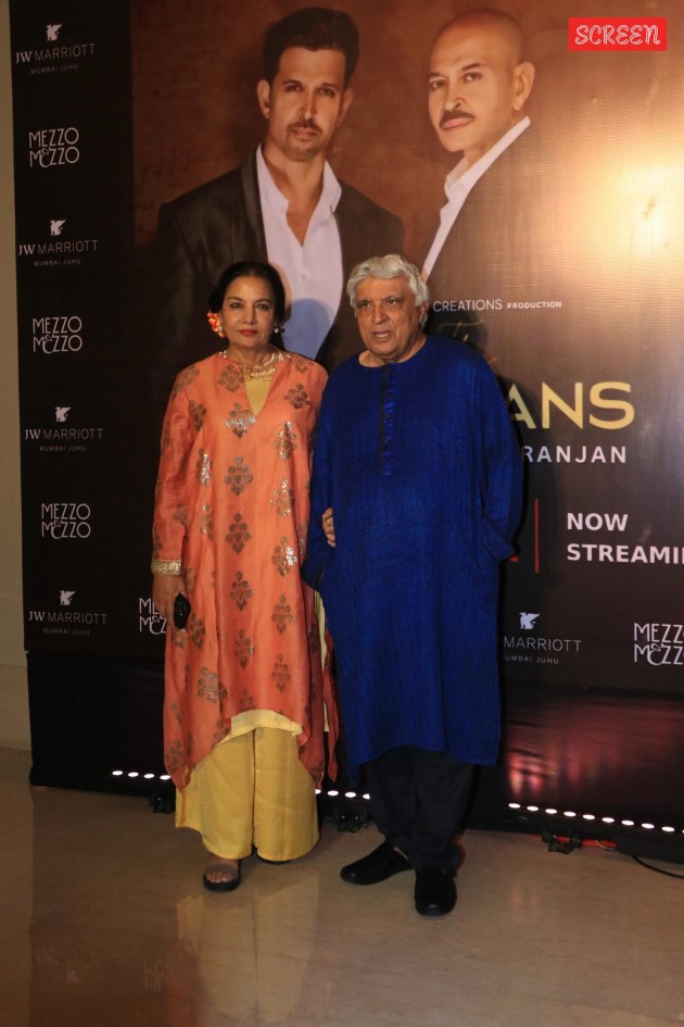 The Roshans success bash: Rekha, Ameesha Patel, Udit Narayan, and ...