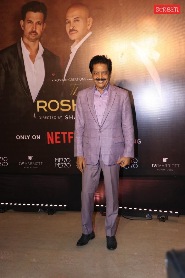 The Roshans success bash: Rekha, Ameesha Patel, Udit Narayan, and ...