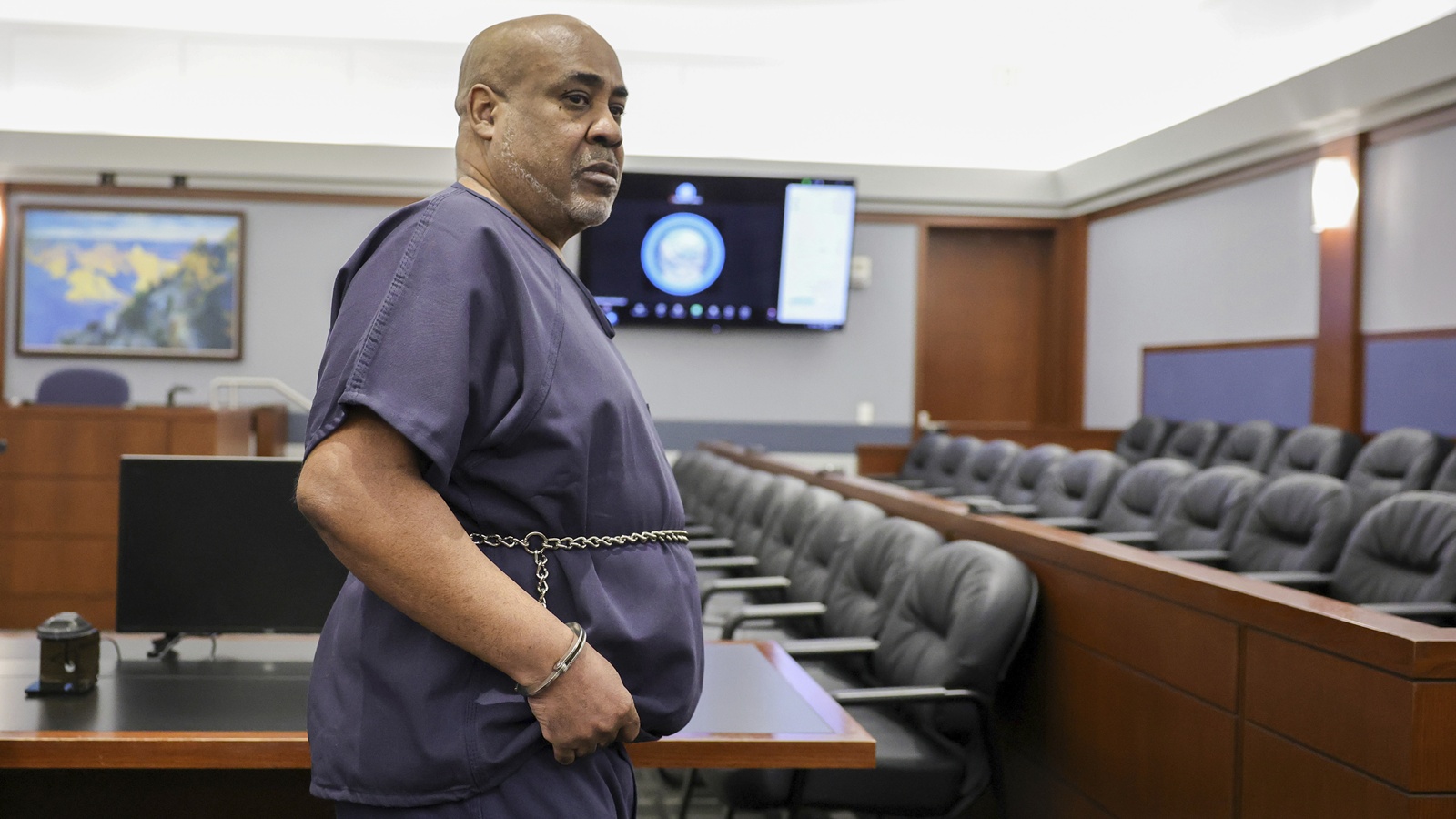 Suspect in Tupac Shakur killing seeks to delay trial as defense ...