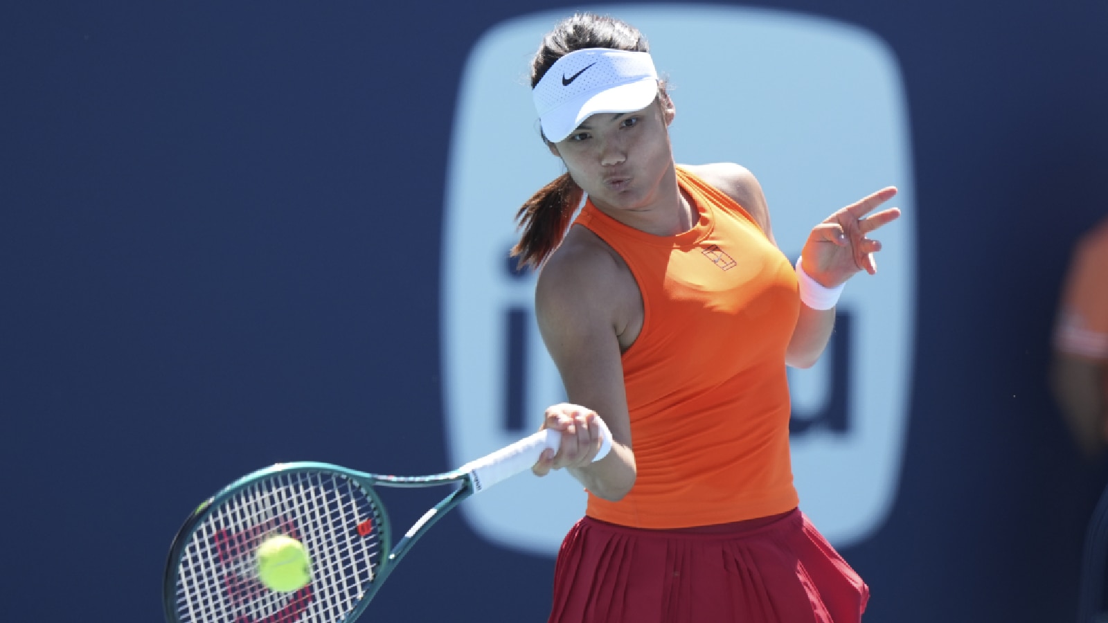 Emma Raducanu says she felt dizzy during quarterfinal loss at Miami Open