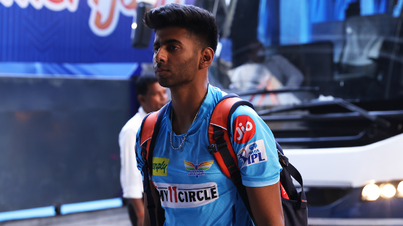 LSG pacer Mayank Yadav suffers freak toe injury after ‘kicking his bed ...