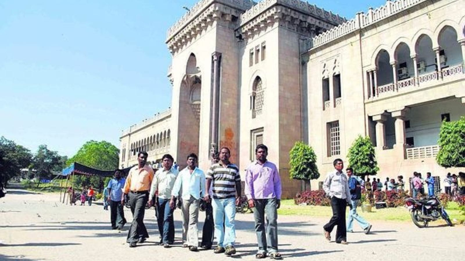 Hyderabad’s Osmania University’s ‘ban’ on protests draws backlash, BRS ...