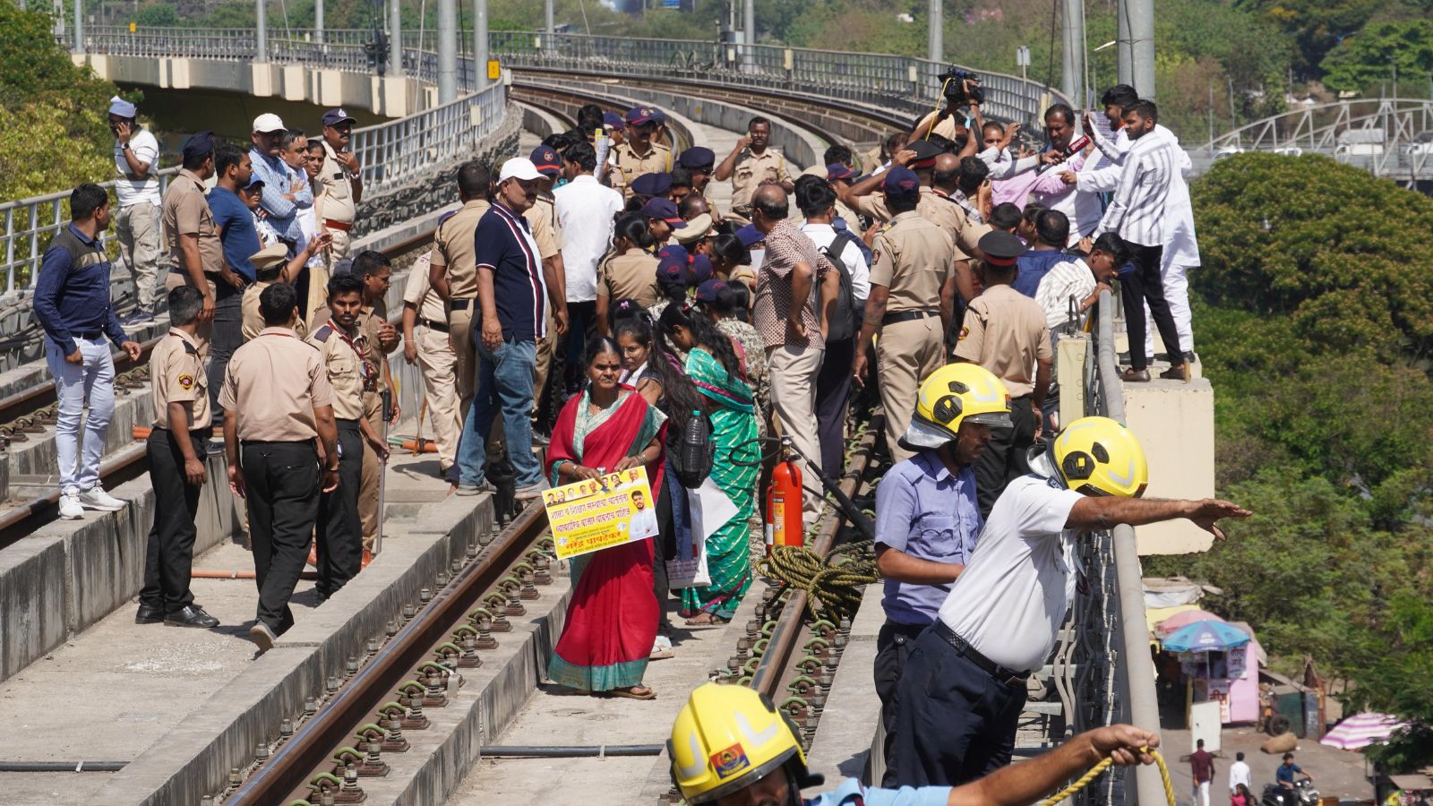 NCP (SP) workers block Pune Metro for 2 hours, party distances itself ...