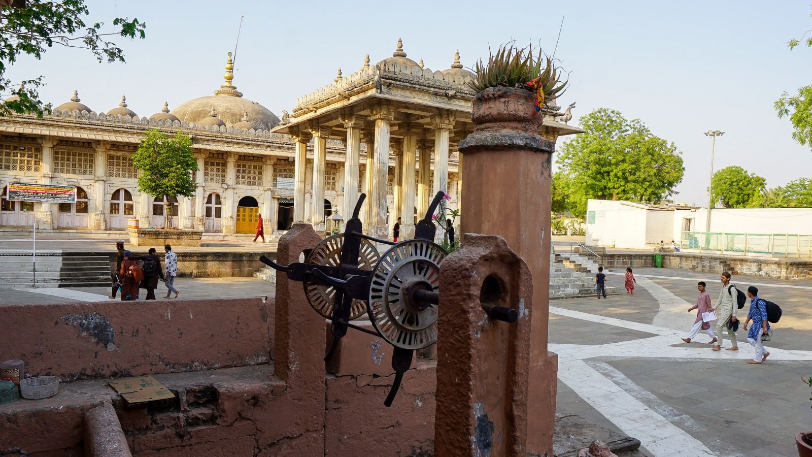 Know Your City | Sarkhej Roza, Ahmedabad’s cultural and architectural ...