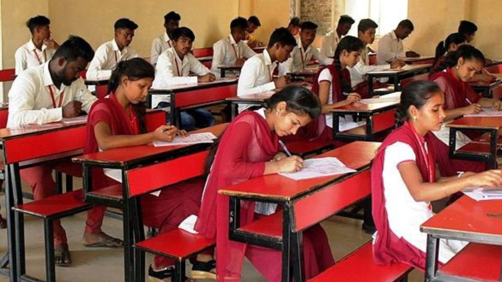 HBSE Haryana Board Exams Paper Leak Case : 25 cops, 5 invigilators ...