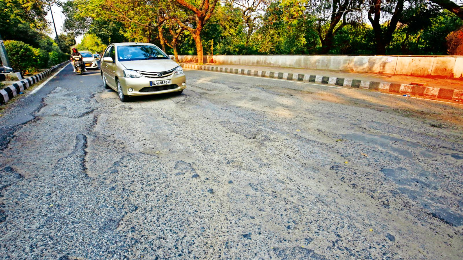 ‘Inspect roads daily or face action’: Delhi PWD raps officials for ...