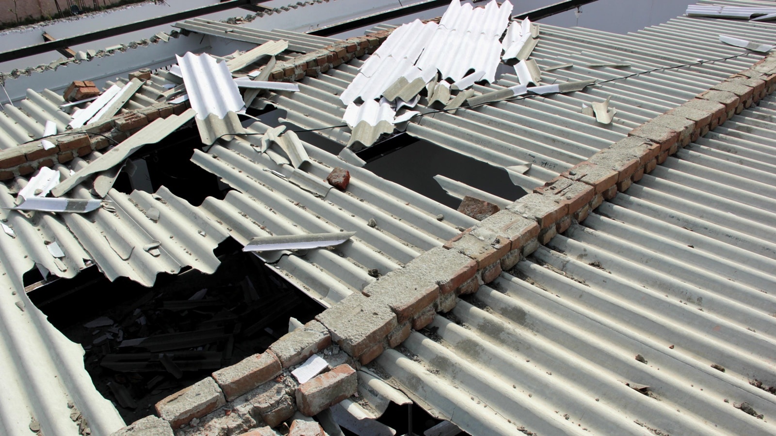 5 members of family killed in roof collapse in Tarn Taran | Chandigarh ...