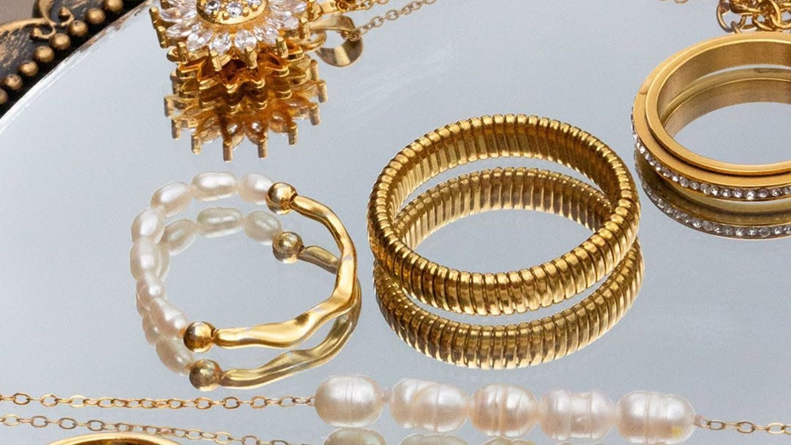 What are worry or anxiety rings?