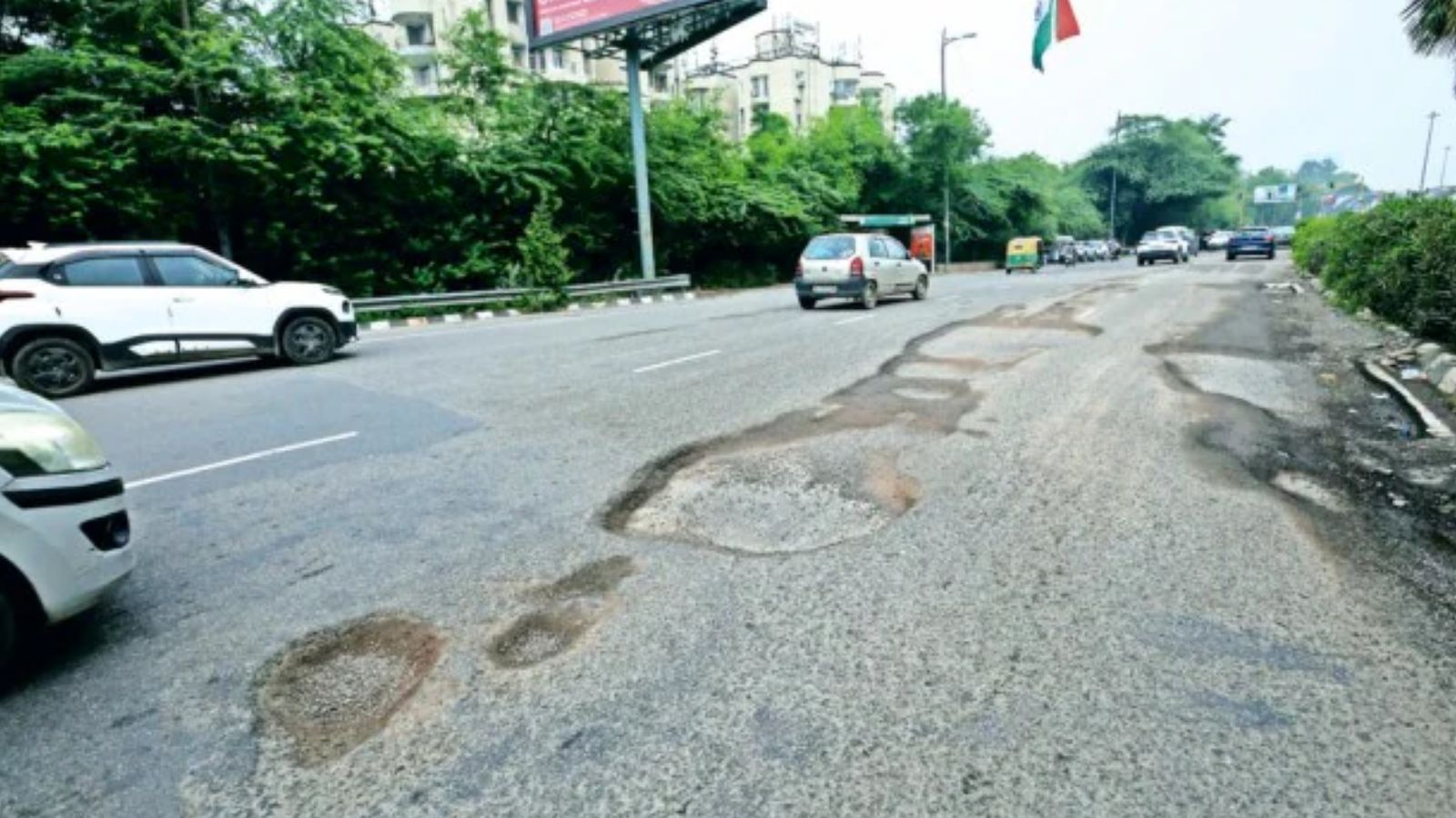PWD sets fresh target of repairing 250 km of key stretches in Delhi ...