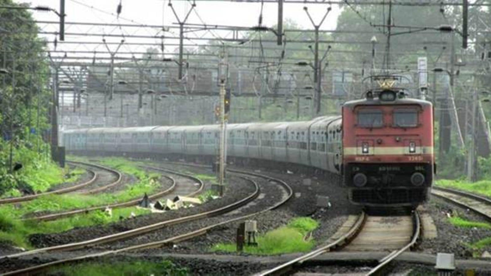 Central Railway adds 14 more AC local trains on main line as summer ...
