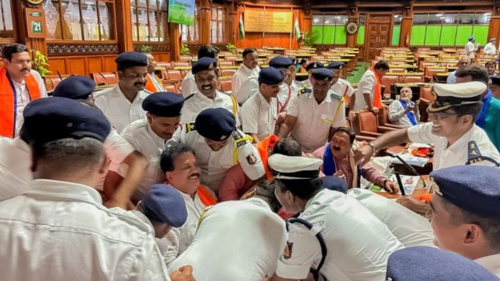 BJP submits petition to revoke suspension of 18 MLAs from Karnataka ...