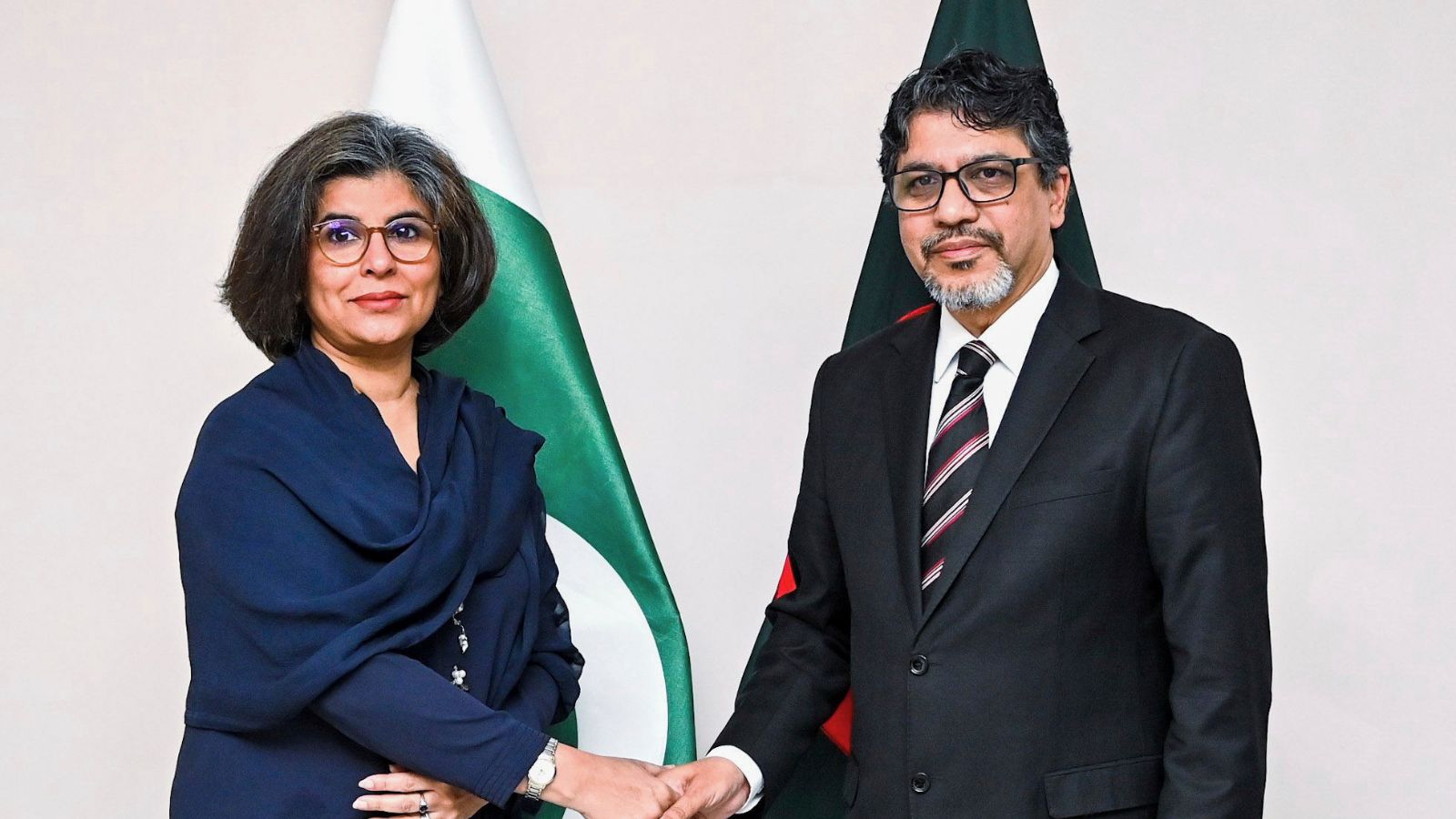 First talks in 15 years: Bangladesh seeks Pakistan’s apology for 1971 ...