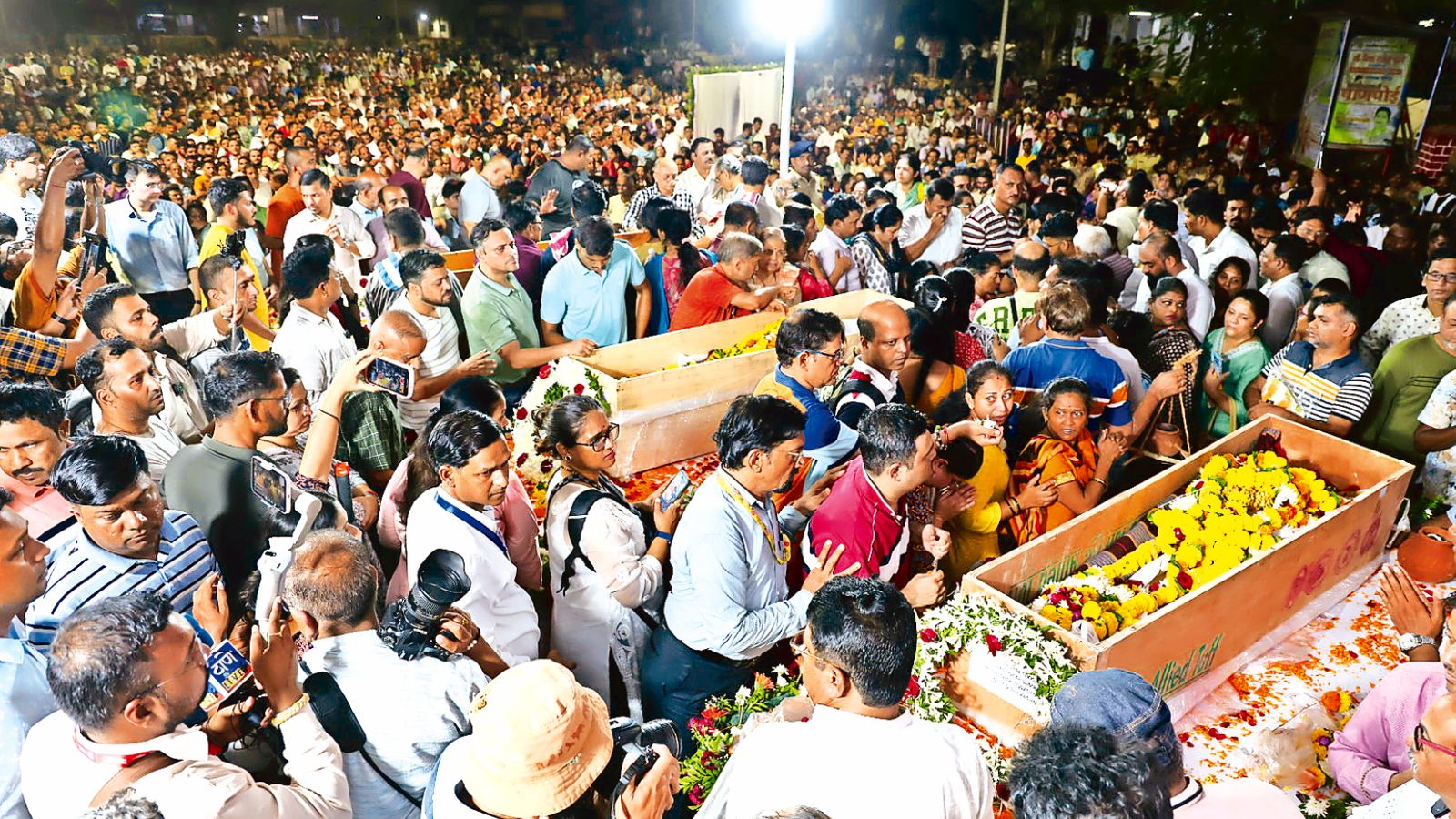 Pahalgam attack: Bodies of all victims brought home, received at ...