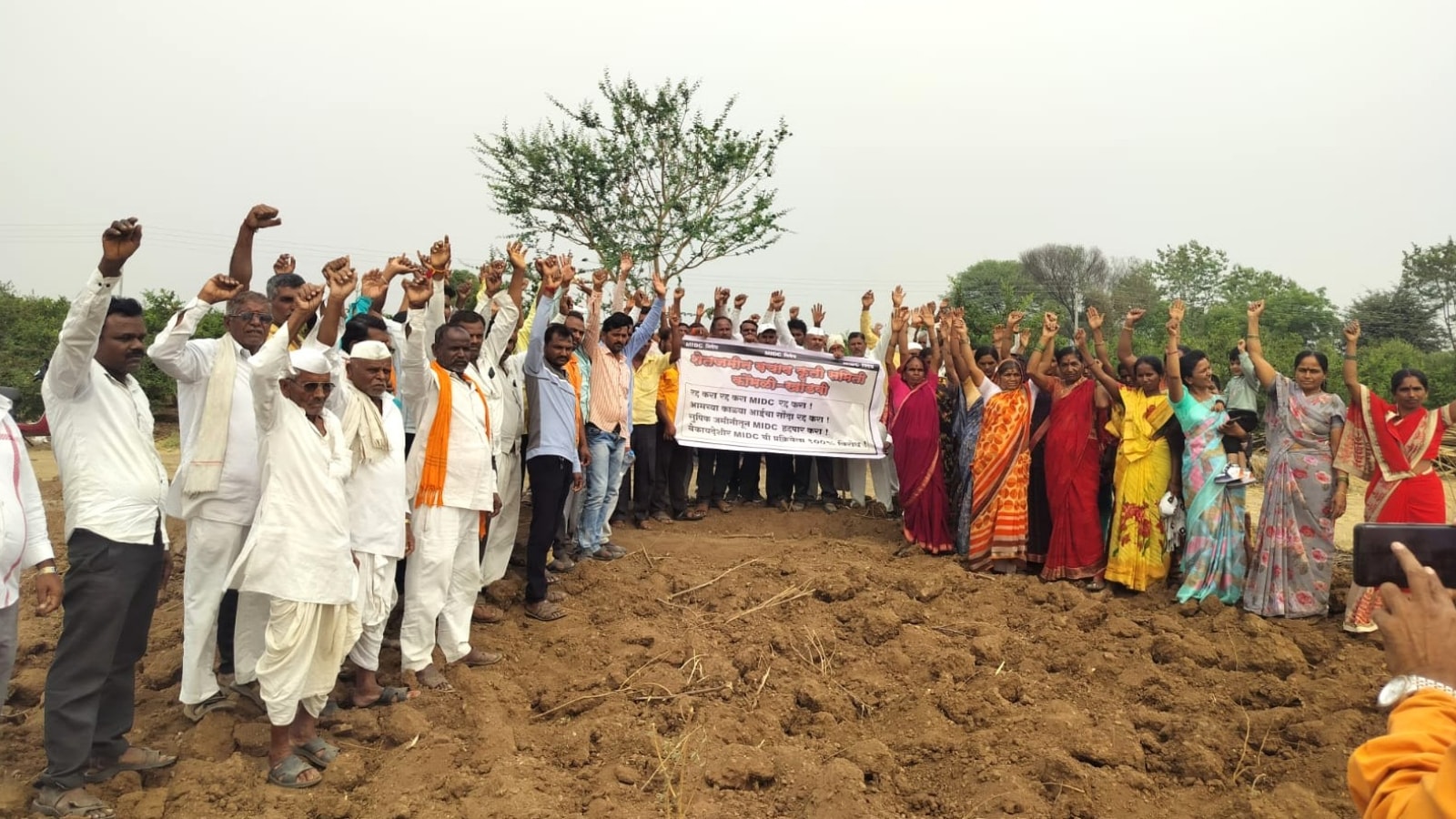 Karjat Jamkhed’s first MIDC area runs into protests, farmers say not ...