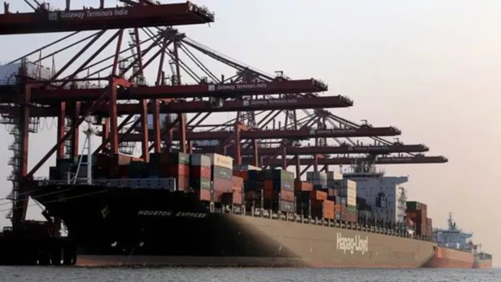 How India may gain from relatively lower tariff rate: Foreign inflows ...