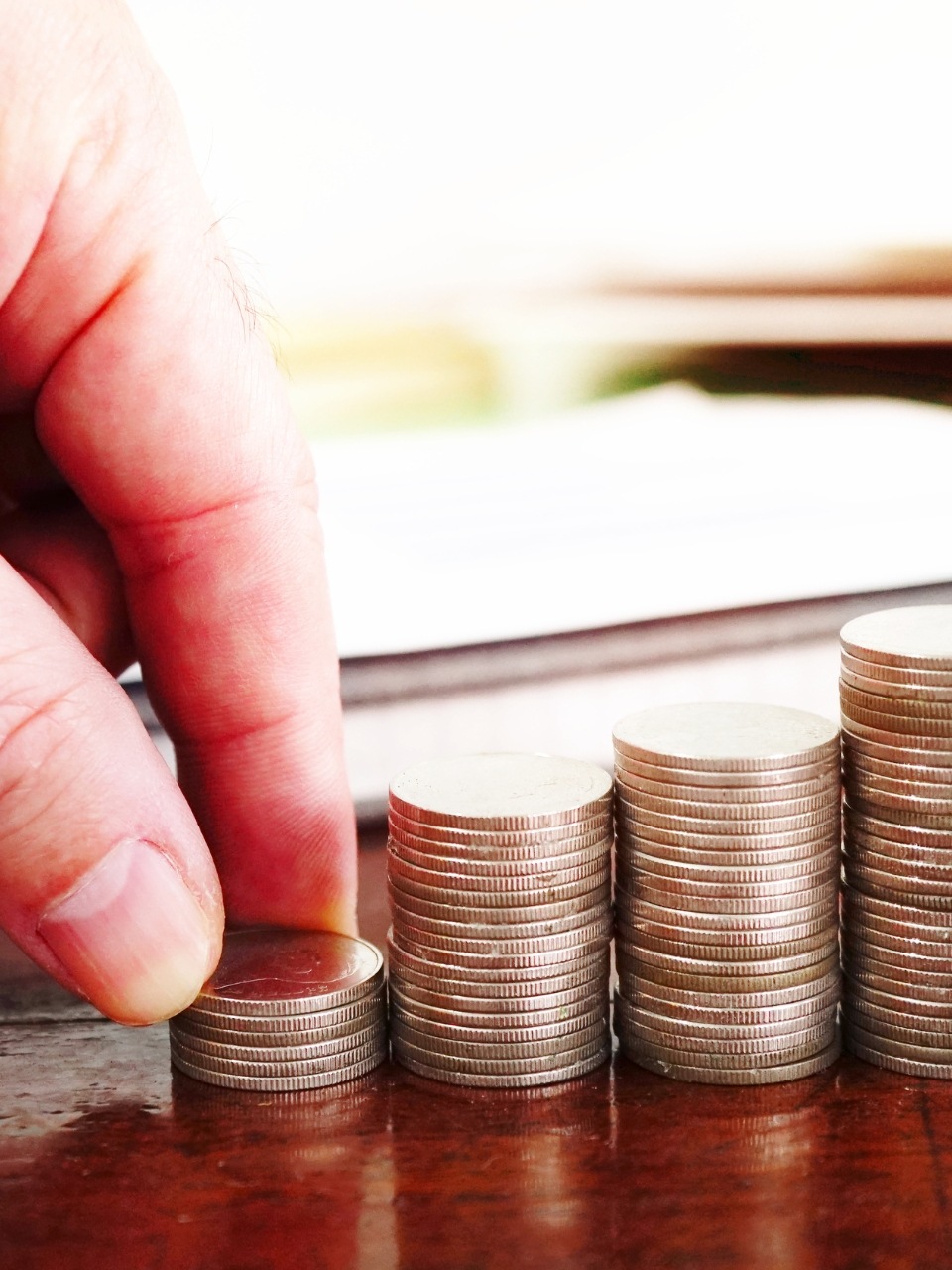 5 smart habits to build lasting financial discipline