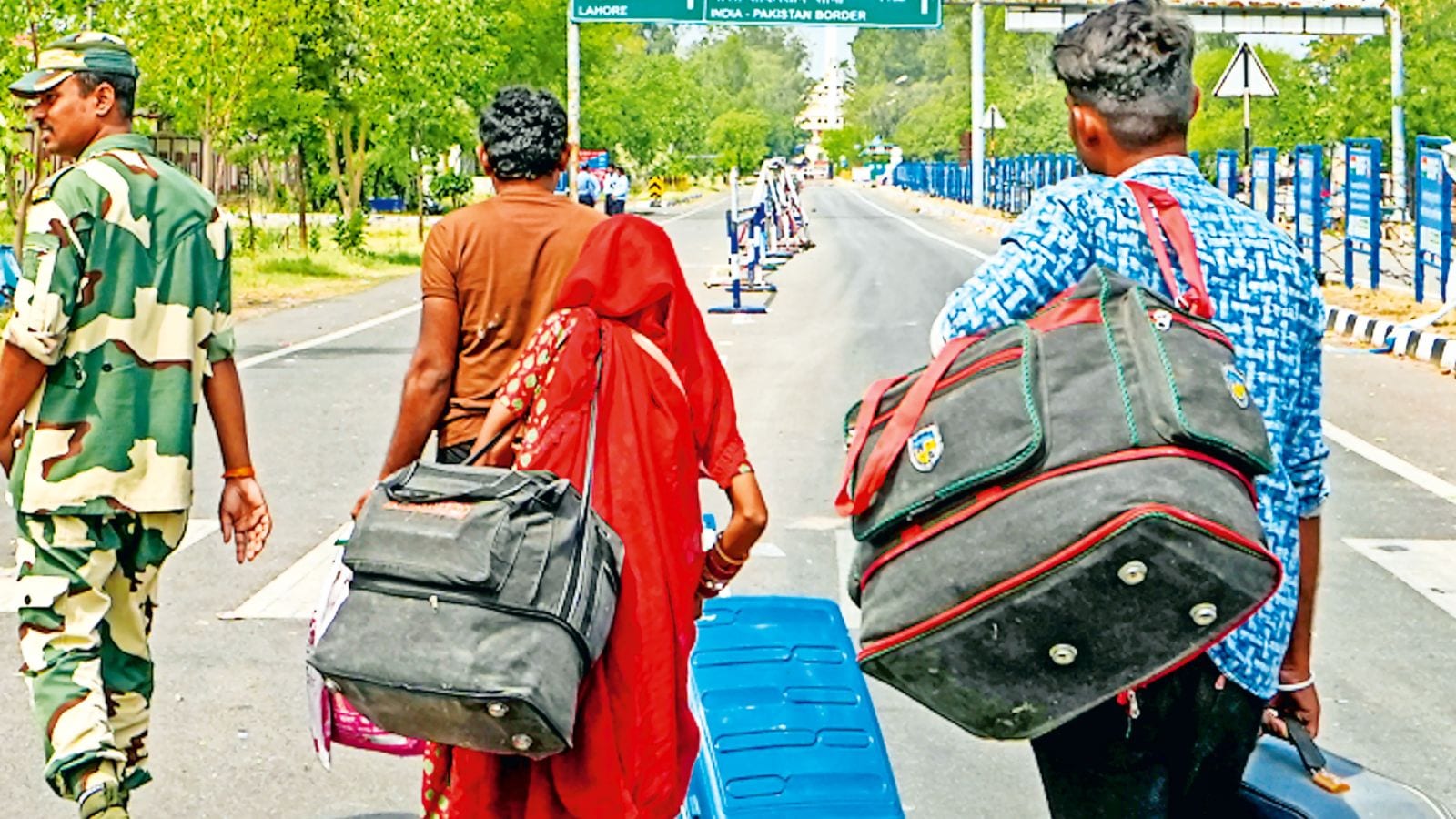 Attari-Wagah gates re-open, 27 Pakistan nationals cross over | Cities ...