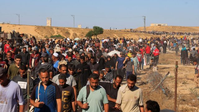 At least 34 killed in deadliest day of shootings near Gaza’s new food ...