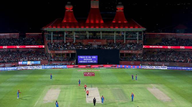 IPL 2025: Indian Premier League suspended for a week as India-Pakistan ...