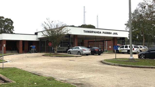 Inmate manages to escape from a Louisiana jail for the second time in a ...