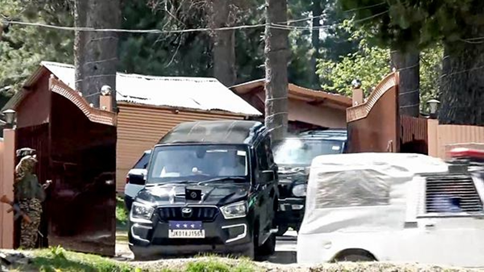 Pahalgam terror attack: Local who opened shop 15 days ago but not on ...
