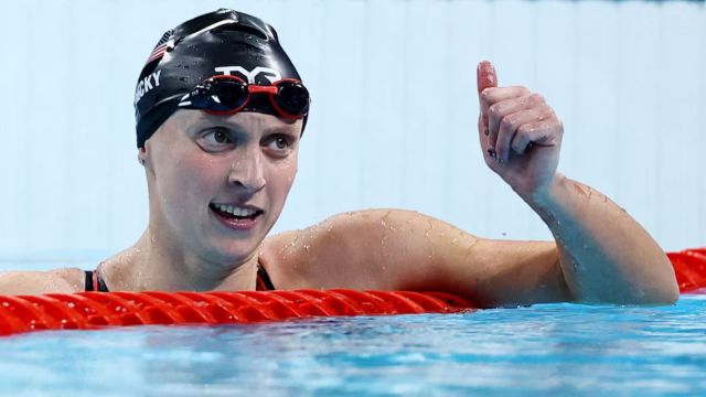 Swimmer Katie Ledecky breaks 800m freestyle world record | Sport-others ...
