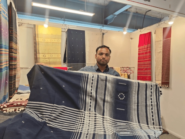 From loom to legacy, bhujodi weavers are preserving the weaving ...