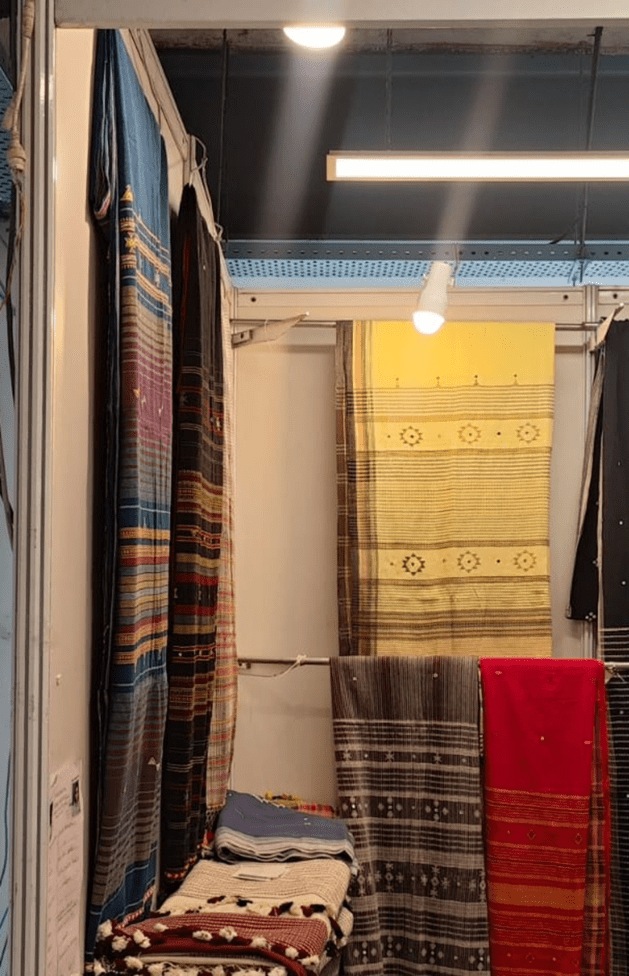 From loom to legacy, bhujodi weavers are preserving the weaving ...