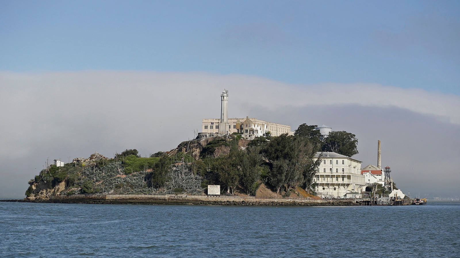 Trump orders to reopen infamous Alcatraz prison for America’s ‘most ...