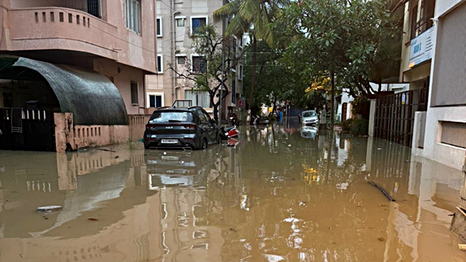 In Photos: Heavy rain and flooding bring Bengaluru to its knees | India ...