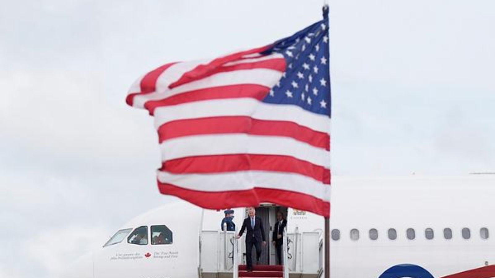 Mark Carney meets Trump in bid to reset strained Canada-US relations ...