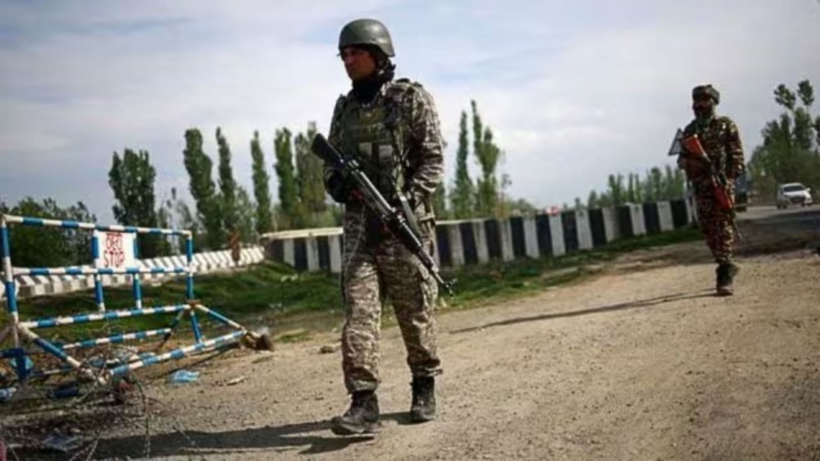 Searches at multiple places in Kashmir, SIM cards, phones seized ...